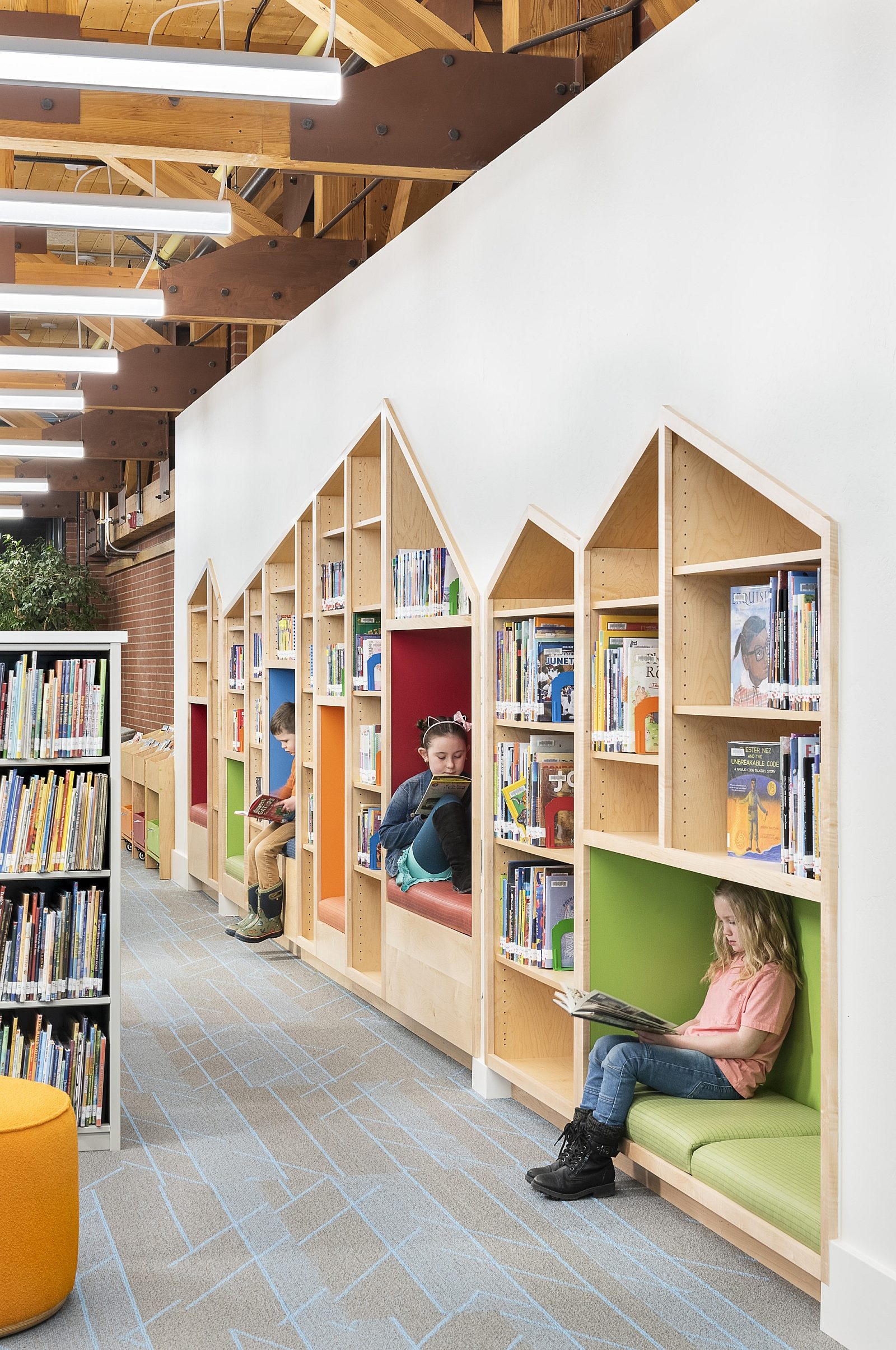 Contract Design | Lewis and Clark Library